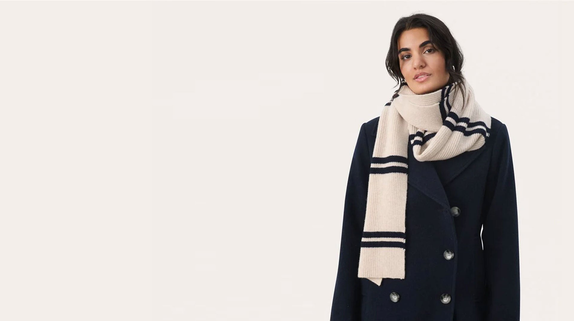 Roxtons - retailer in Hungerford, Stockbridge and Alresford.